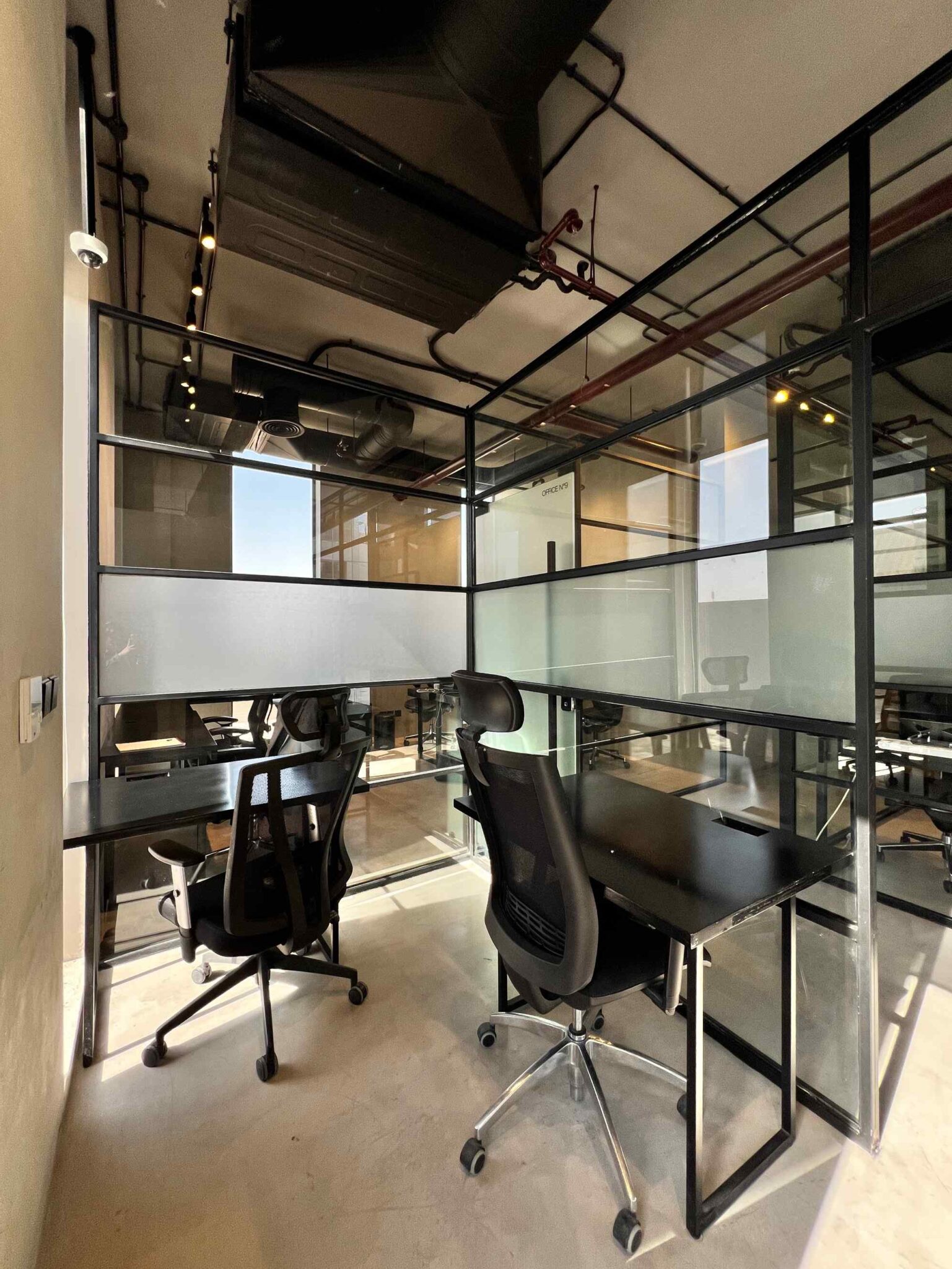R HOUSE - Why the Office Still Matters in a Hybrid Work World